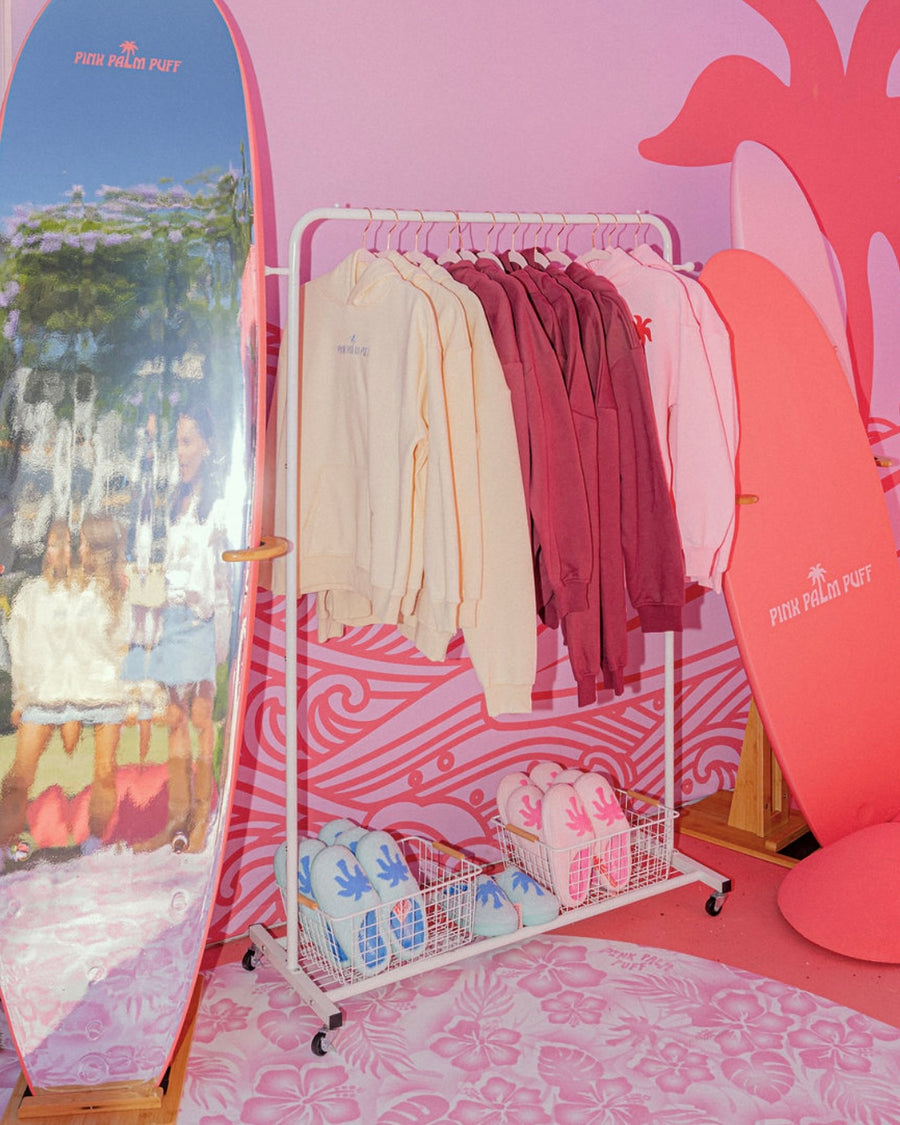 Accessories – Pink Palm Puff